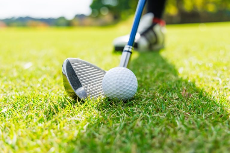 Wedge Bounce vs Wedge Grind In Golf Fully Explained - HappyGolferHQ